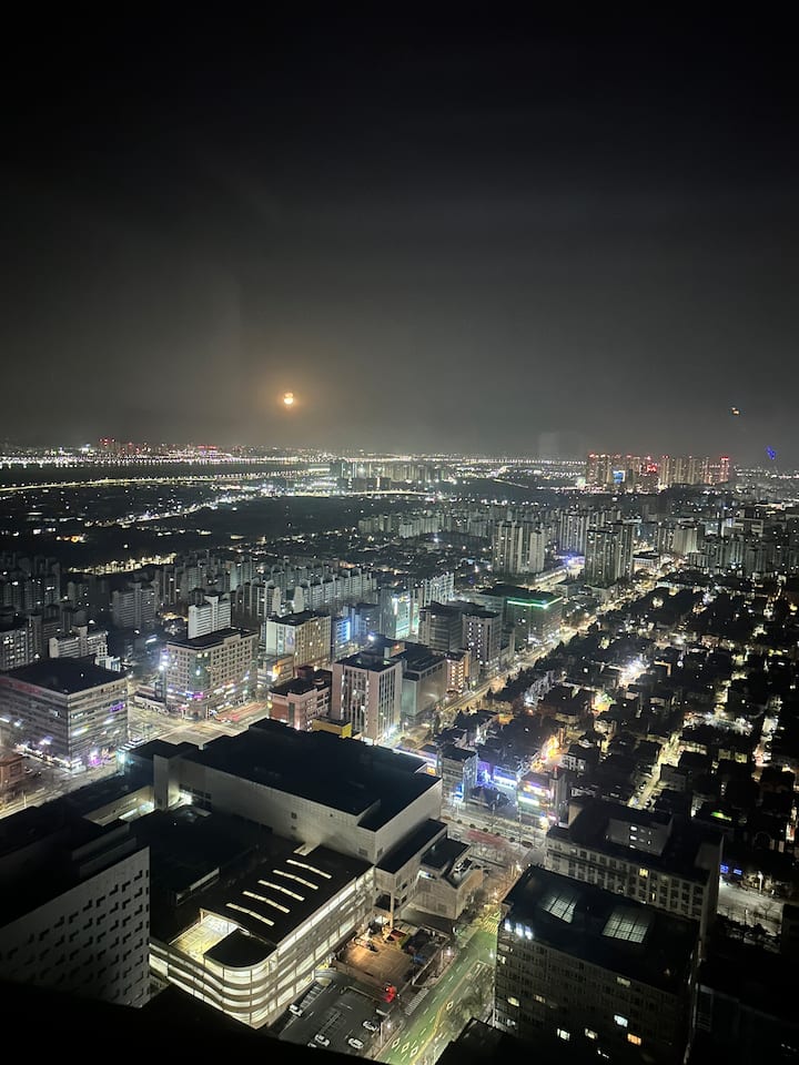 한강뷰/고양종합운동장/김포공항/킨텍스/홍대/상암동/스카이라운지/인천공항/호수공원/야경맛집 - 주교동