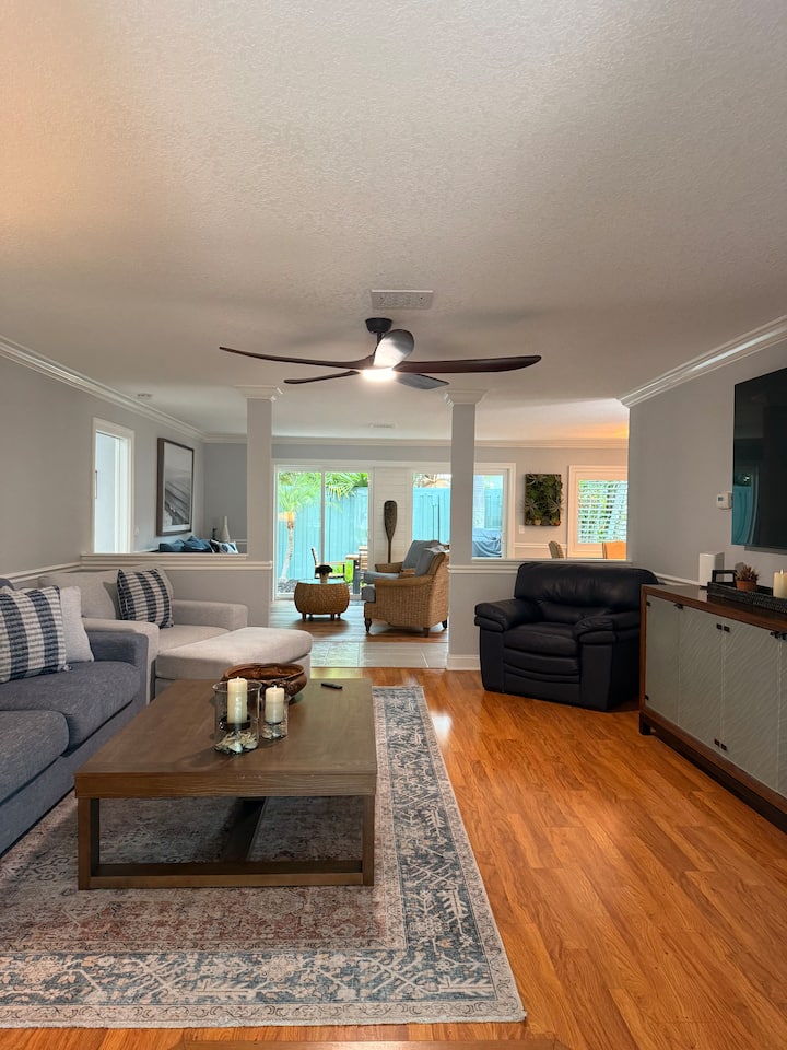 Gisella's Beach House 2 - Vero Beach