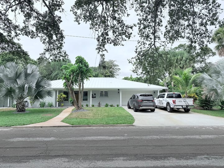 Gisella's Beach House 2 - Vero Beach, FL