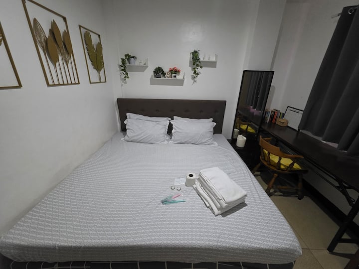 Urbanstay Rentals Marikina 1-bedroom W/ Kitchen - Marikina