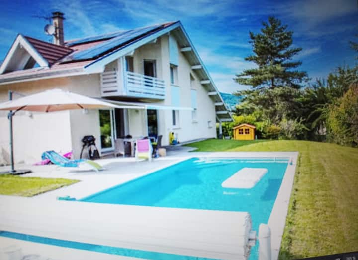 Très Belle Maison Avec Piscine - Annecy-le-Vieux