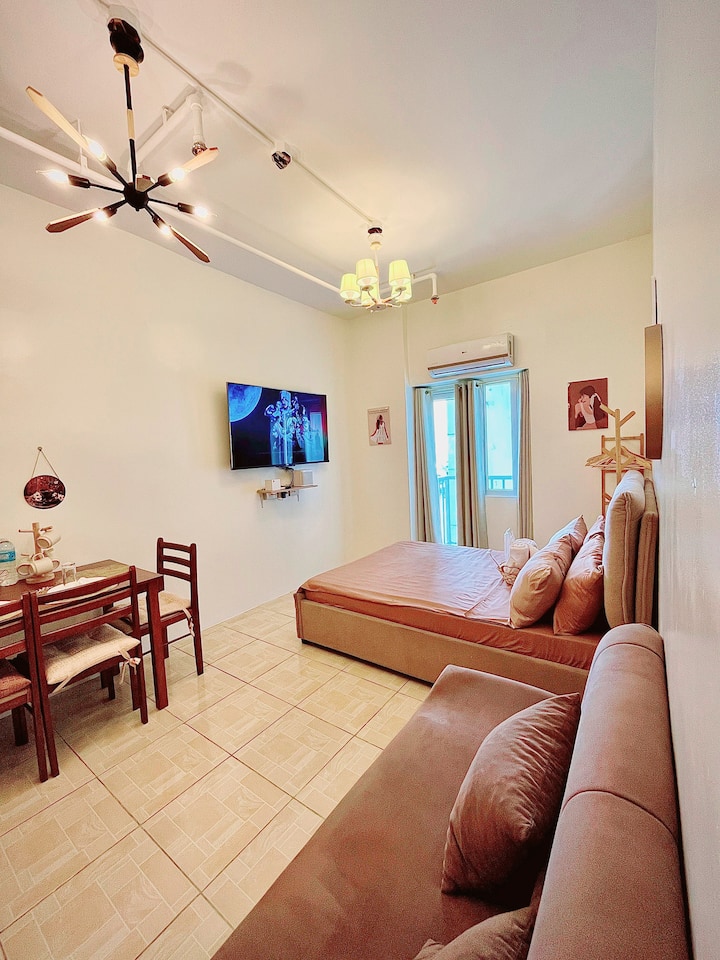 Casa Valencia - Quezon City