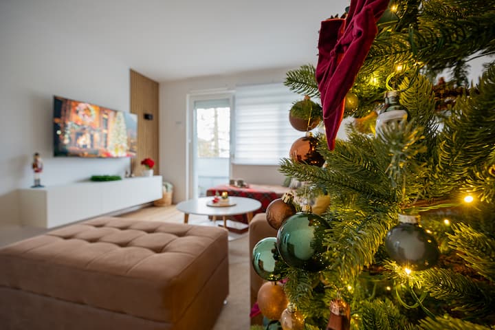 Apartment Under The Larch - Bled