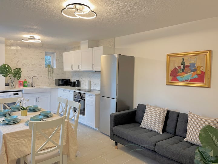 Big Villa House Close To Tower Bridge - London