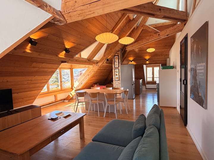 Appartement Spacieux 6/8 Couchage En Centre Ville - Briançon