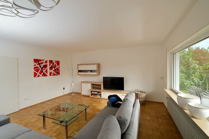 Ferienhaus Für Familien Und Reisegruppen - Eppelheim