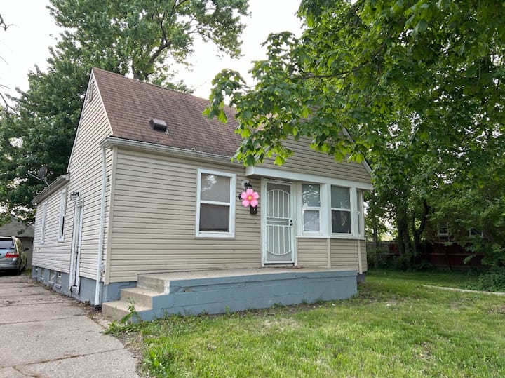 Cozy House Near Detroit/dearborn - 디어본
