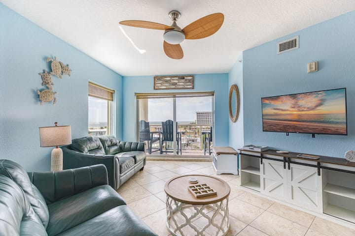 Shore Thing Premium Ocean View Two Bedroom Condo - Treasure Island, FL