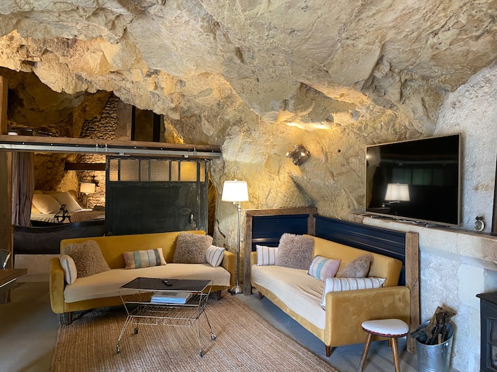 La Caverne De La Tour - Saint-Aignan