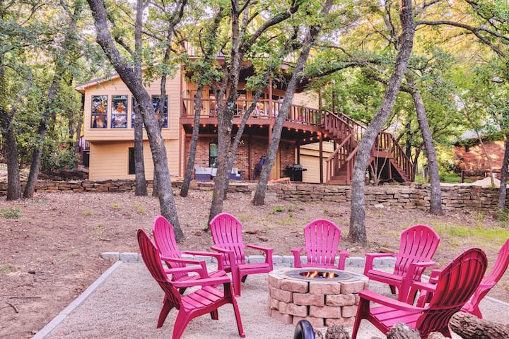 Retro Retreat - October Dates Still Available! - Flower Mound, TX