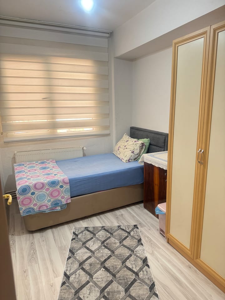 Jasminin  Tek Kişilik Oda. - Izmir