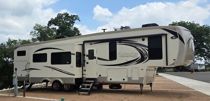 River View Family Adventure - New Braunfels, TX