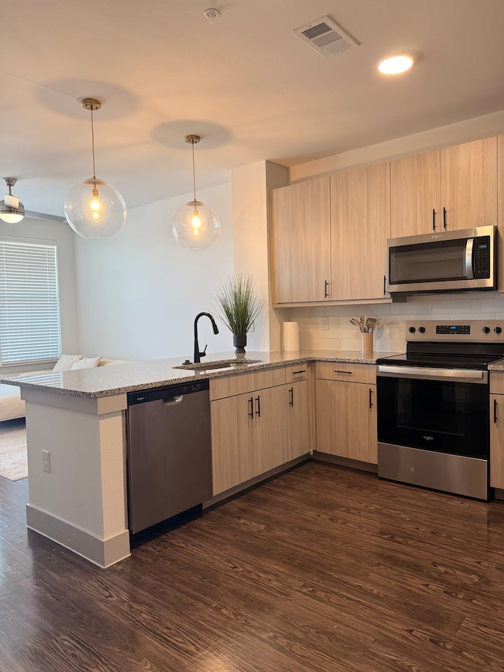 Cozy 1bd Pool Gym Parking Plano - The Colony, TX