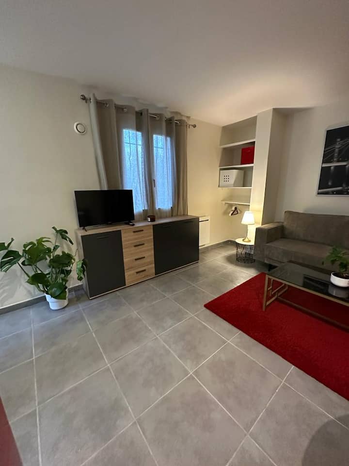 Studio Tout Confort - Cergy