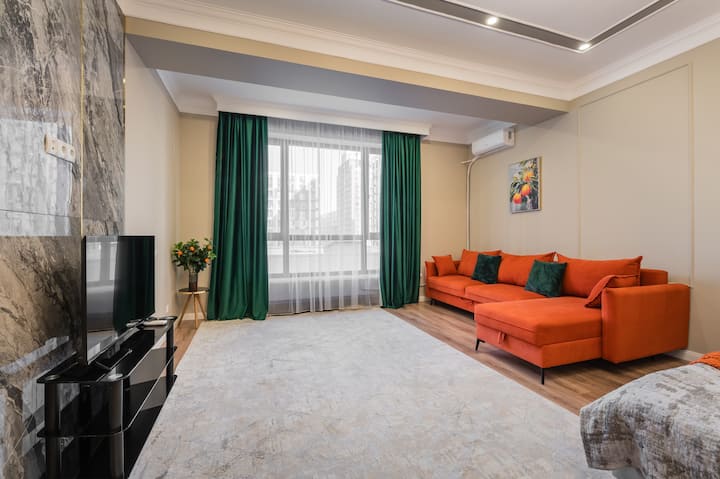 Апельсиновый рай Mega Atakent - Kazakhstan