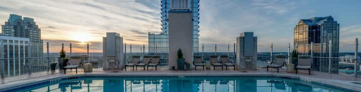 Downtown Lux Retreat Pool & Gym - Raleigh, NC
