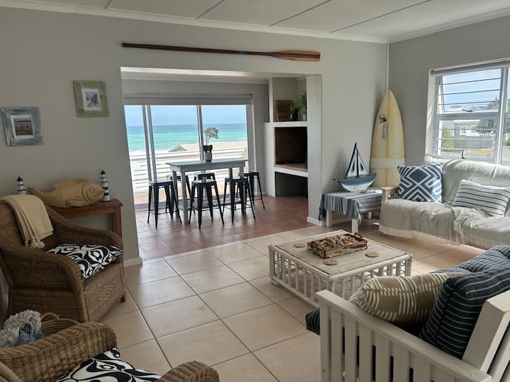 Blue-breaker View - Struisbaai