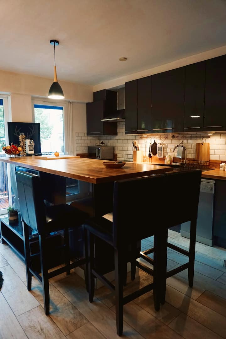 3 Room Cosy – Proche Gare, Plages & Vieille Ville - Nisa