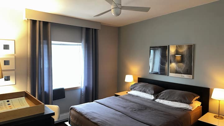 Excellent Value | Modern Leslieville Room - Toronto