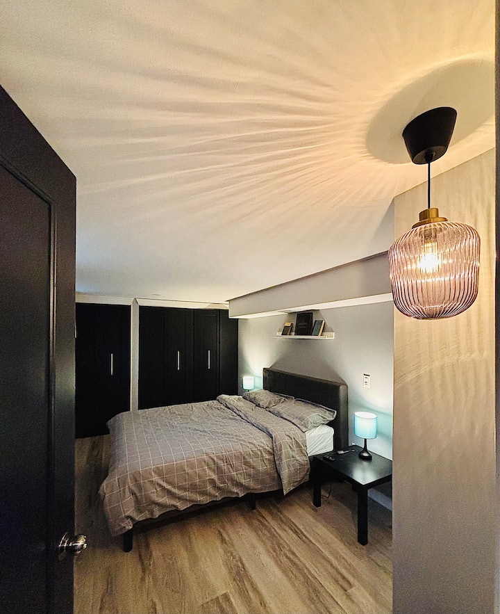 Private Entire Basement In Kitchener - Waterloo