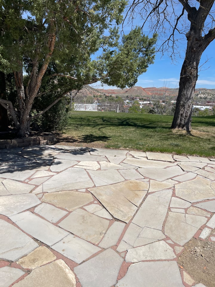 Bluff House View,clean, Hot Pools, Buffalo, Peace - Thermopolis, WY