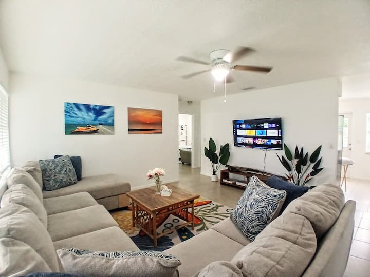 Vacation Vibes! Near Beaches,pools,golf/waterfront - Sebastian, FL