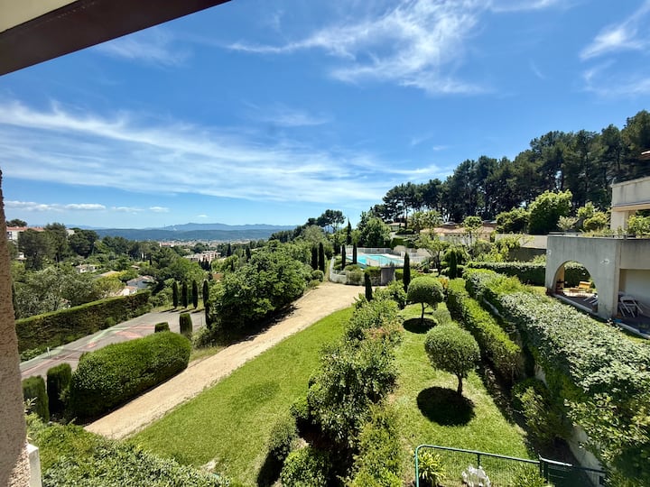 Penthouse With Pool And Tennis - Aix-en-Provence