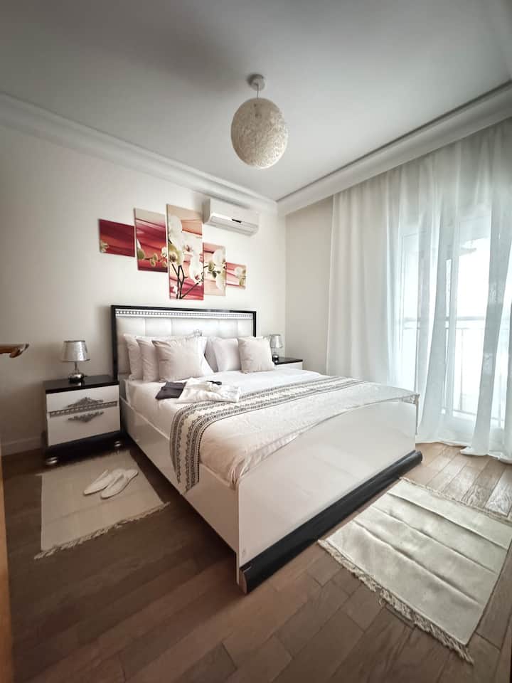Tangier Vibes, Cozy 2-bedroom. Beach &City Center - Tangier