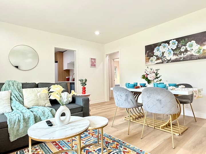 Jie's New! Serene 2b Retreat With Sunlight & Style - Pasadena, CA