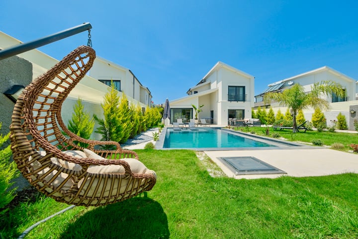 Private Pool Villa 3 Ensuite Rooms · 6+2 Guests - Çalış Beach