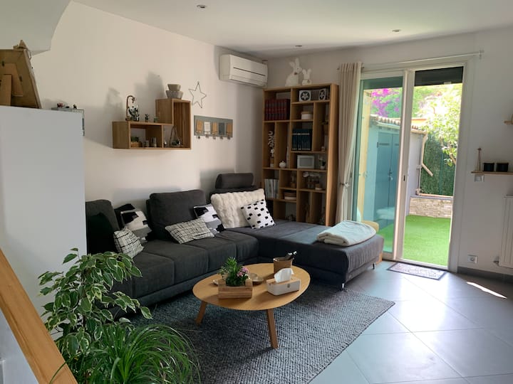 Maison à Louer à 400 M Des Plages - Villeneuve-Loubet