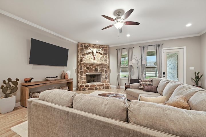 Luxury 5br/5ba Retreat/near Fort Worth Stockyards - Eastwood Avenue – Fort Worth
