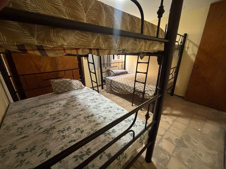 Casa Cerca D Plaza Dorada Y Parque Ecológico, Wifi - Puebla