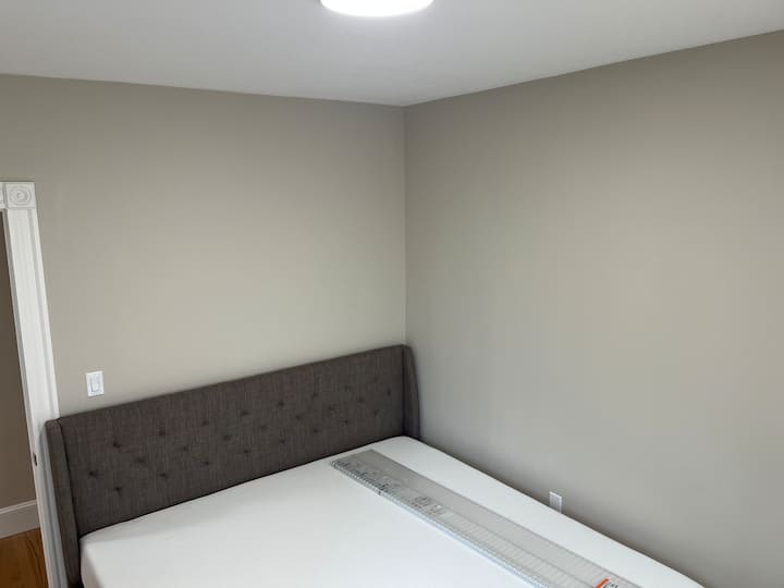Dwtn Apt~king Beds~mins To Salem - Beverly, MA