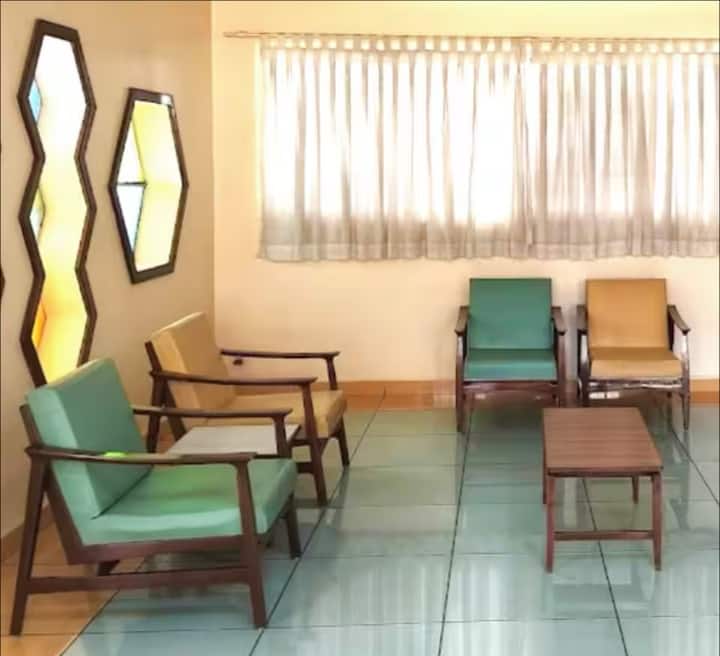 Amber : Room In Boutique Hotel - Belagavi
