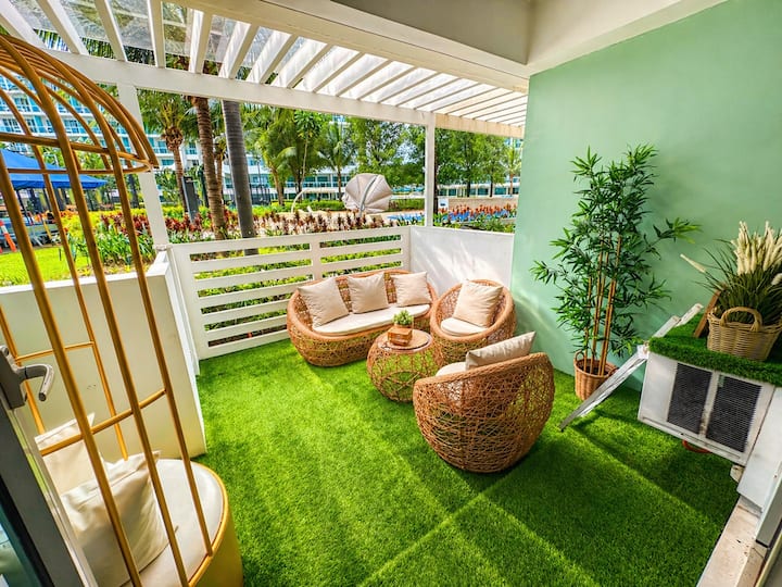 Azure Condo, Ground Flr, Lagoon View, Free Parking - Parañaque