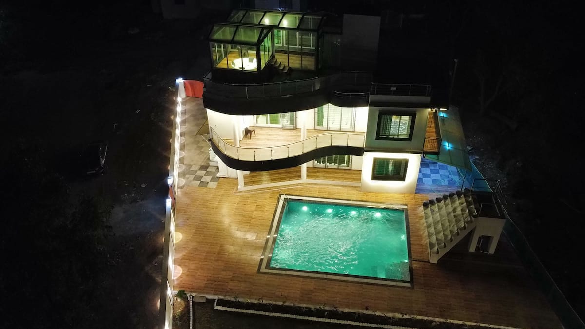 Daman Villa Holiday Rentals - Dadra and Nagar Haveli and Daman and Diu ...