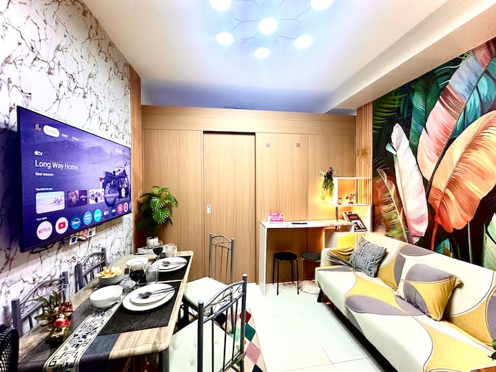 Stylish Condo W/ Netflix, City View & Pool Access - 馬卡蒂