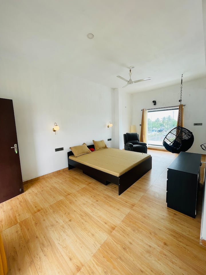 Ecr Beach House Eleganza 4 Bhk Resort - Chennai