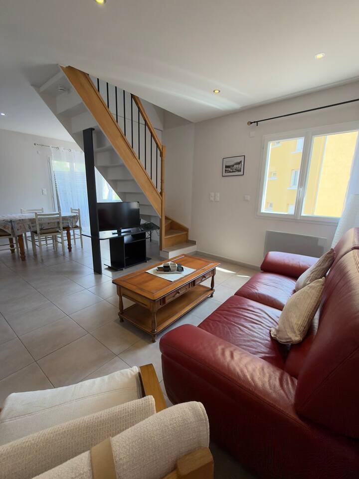 Maison De Village Avec Garage Et 2 Terrasses - Arles-sur-Tech