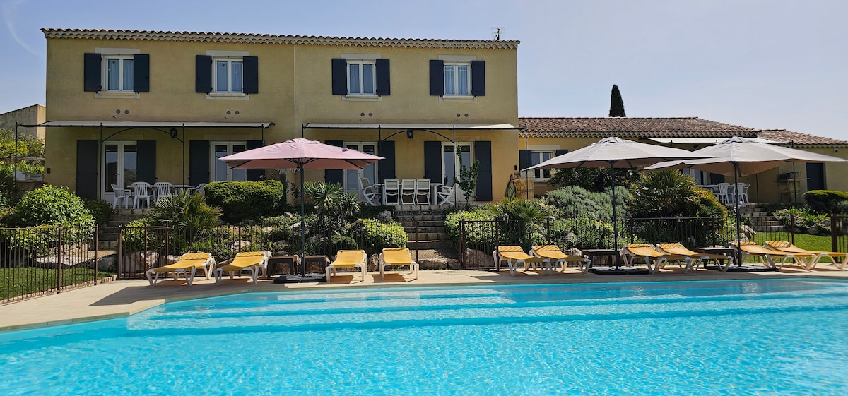 Provencal Mas 3 cottages/family & group - Houses for Rent in Le Barroux ...