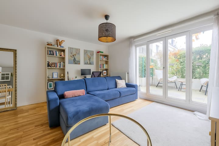 Superbe T2 Avec Belle Terrasse Et Parking - Rueil-Malmaison