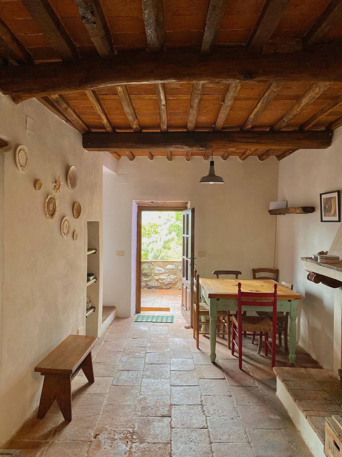 Casa Deccio: refugio en el bosque sobre las colinas - Casas en renta en ...