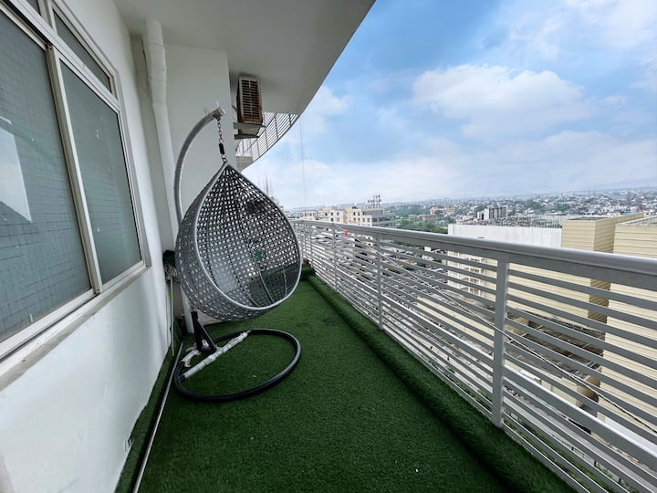 3(bhk) Best For Friends & Family - Lucknow