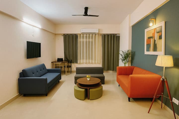3(bhk) Best For Friends & Family - Lucknow
