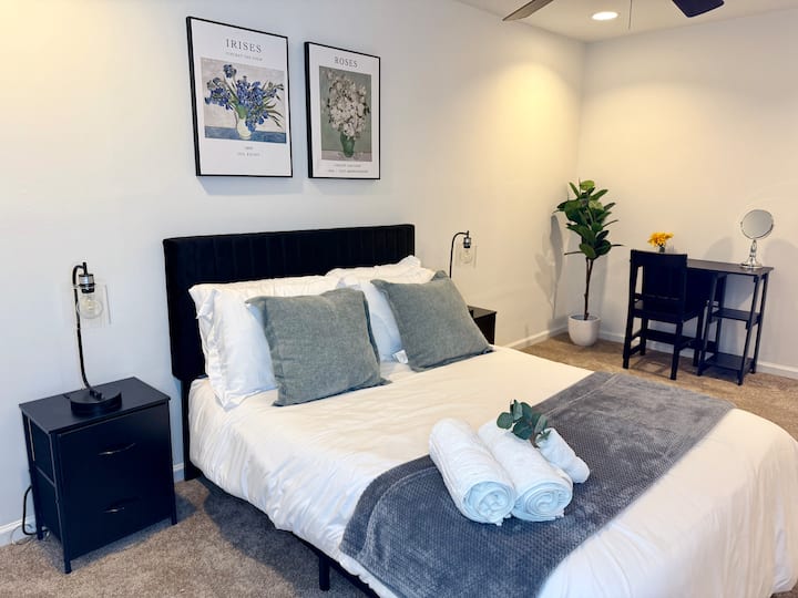Spacious 1bd Apt Near Truist & Kennestone Hospital - Marietta, GA