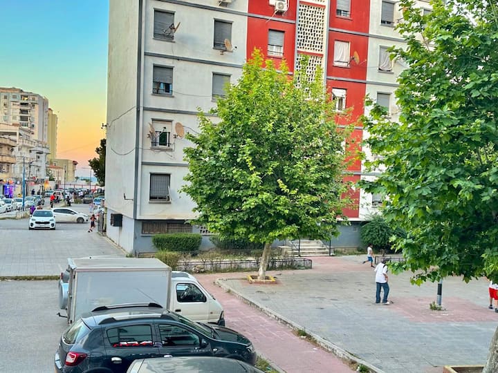 K1- F5 Bien Situé Kouba 3 Chambres Rez De Chaussée - Annaba