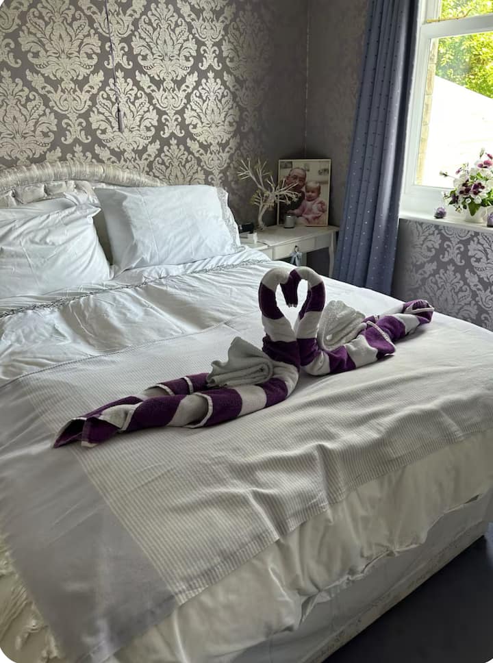 Beautiful Central Home. Dbl Bed En-suite - Buxton, UK