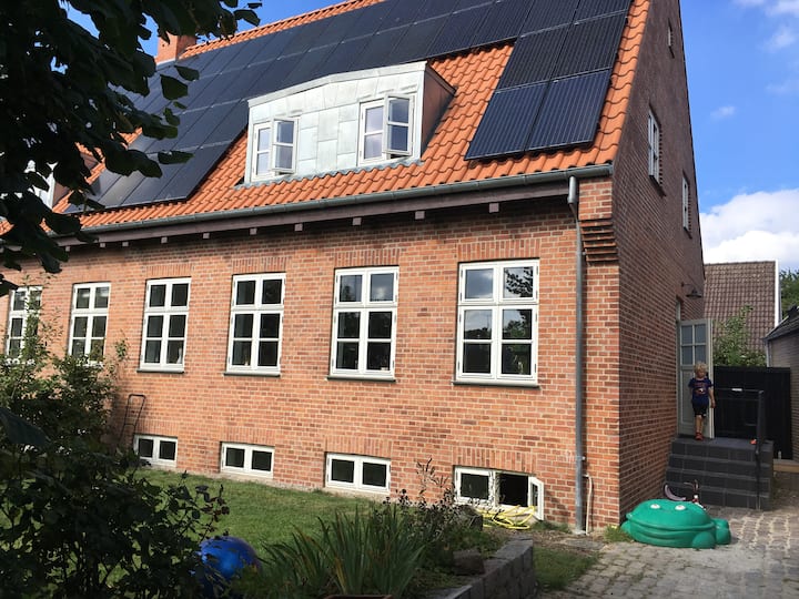 Rolig Familiehus Tæt På Centrum - Copenaghen