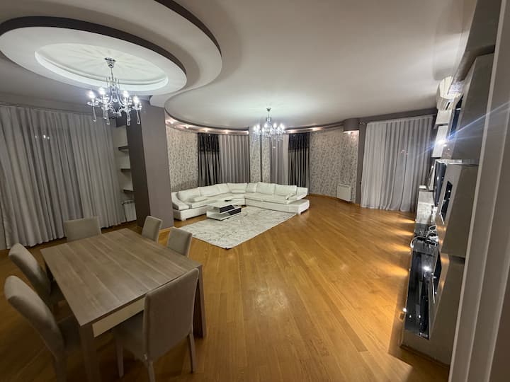My Cozy Apartment In Nizami Street) - Azerbaijan
